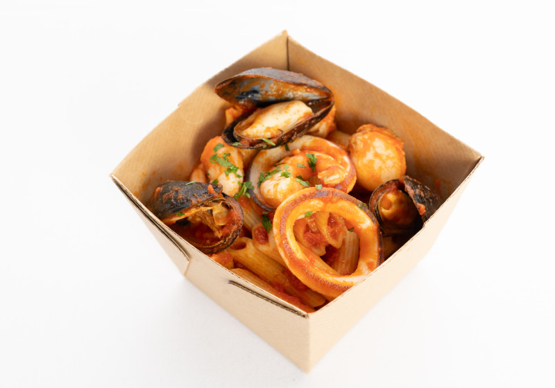 コンフェッティ | テイクアウト・デリバリーの注文 | DELI-HOLIC